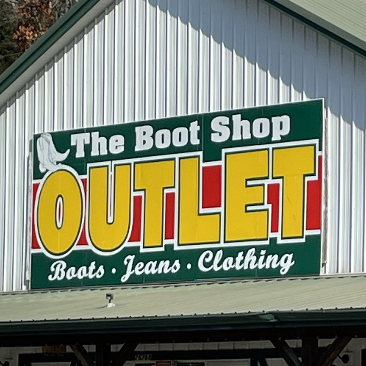 The Boot Shop Outlet Hocking Hills - Visit Ohio Today